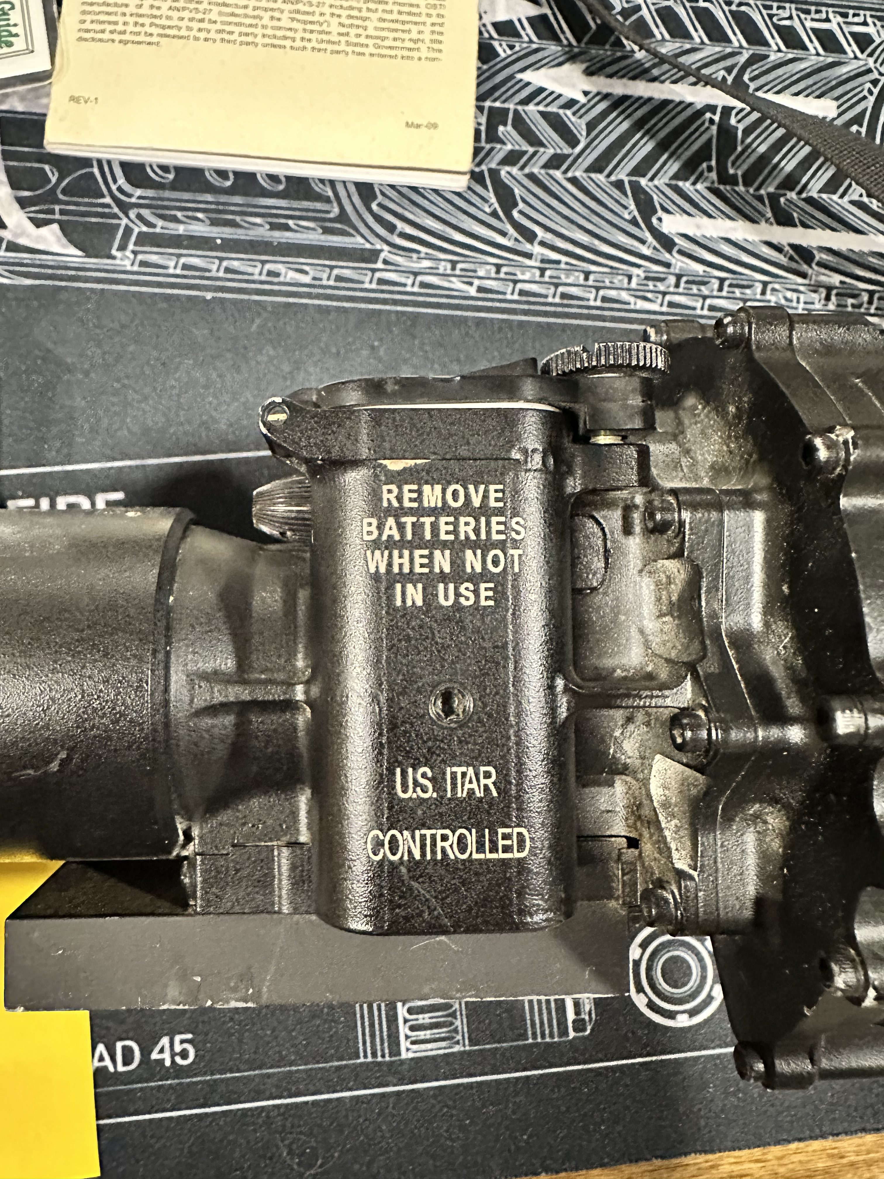 OSTI / FLIR AN/PVS-27 MAGNUM UNIVERSAL NIGHT SIGHT (MUNS)